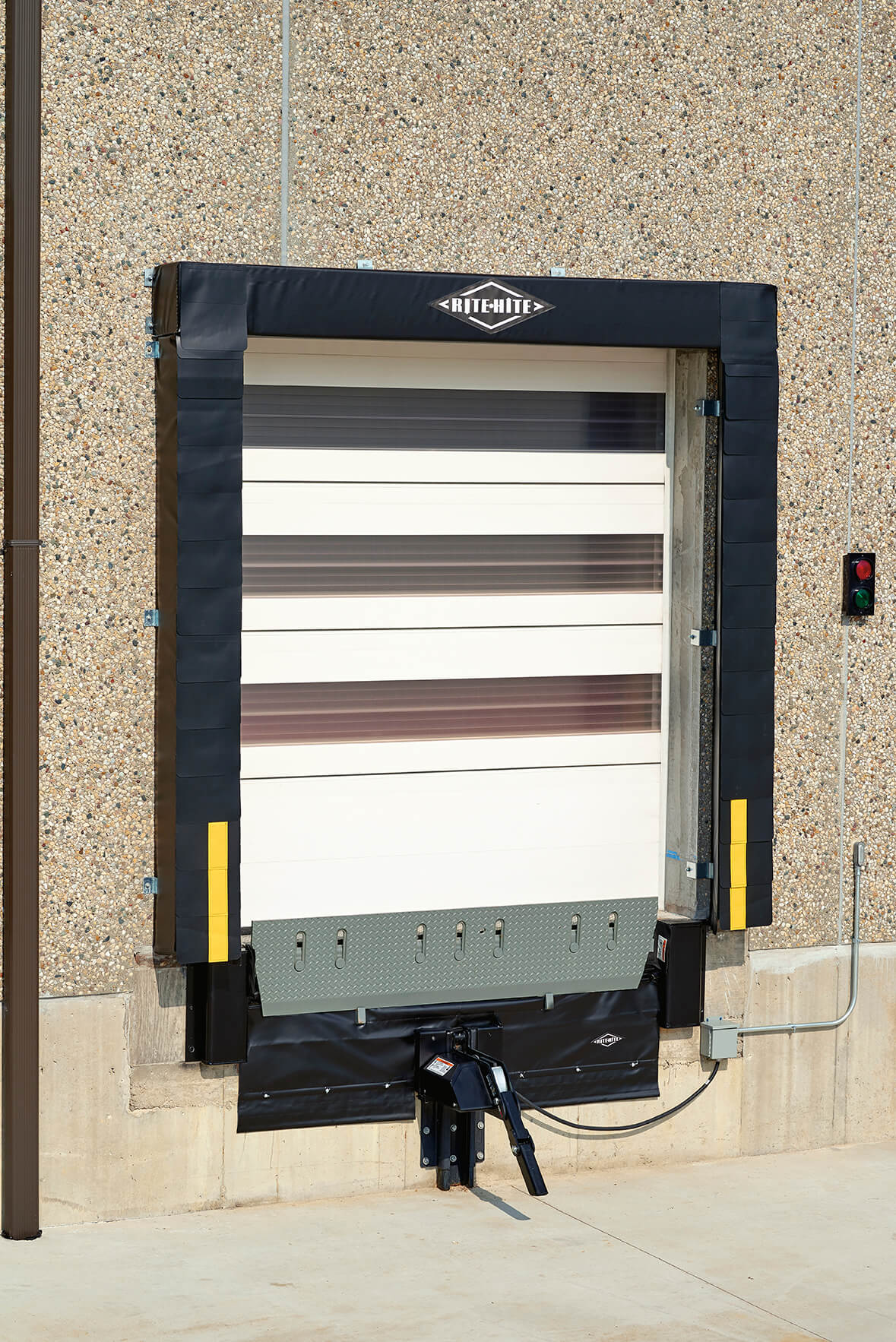 CLASSIC DOCK SEAL | Canado Nacan Equipments