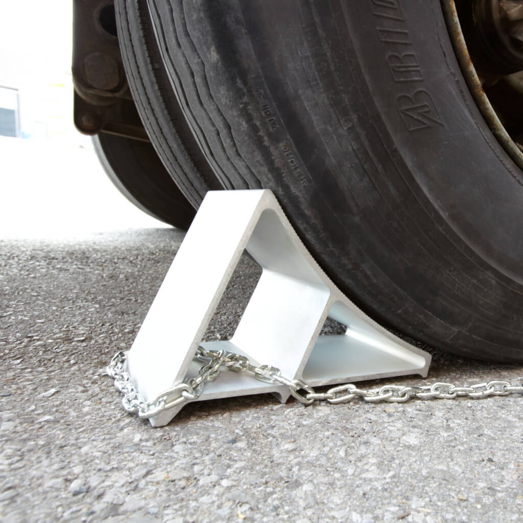 CALES DE ROUES | Canado Nacan Équipements